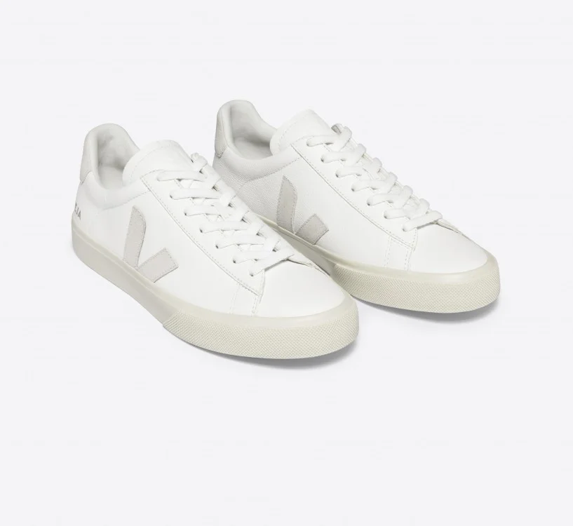 Tênis Feminino Campo Couro Branco Mulberry VEJA - VERT