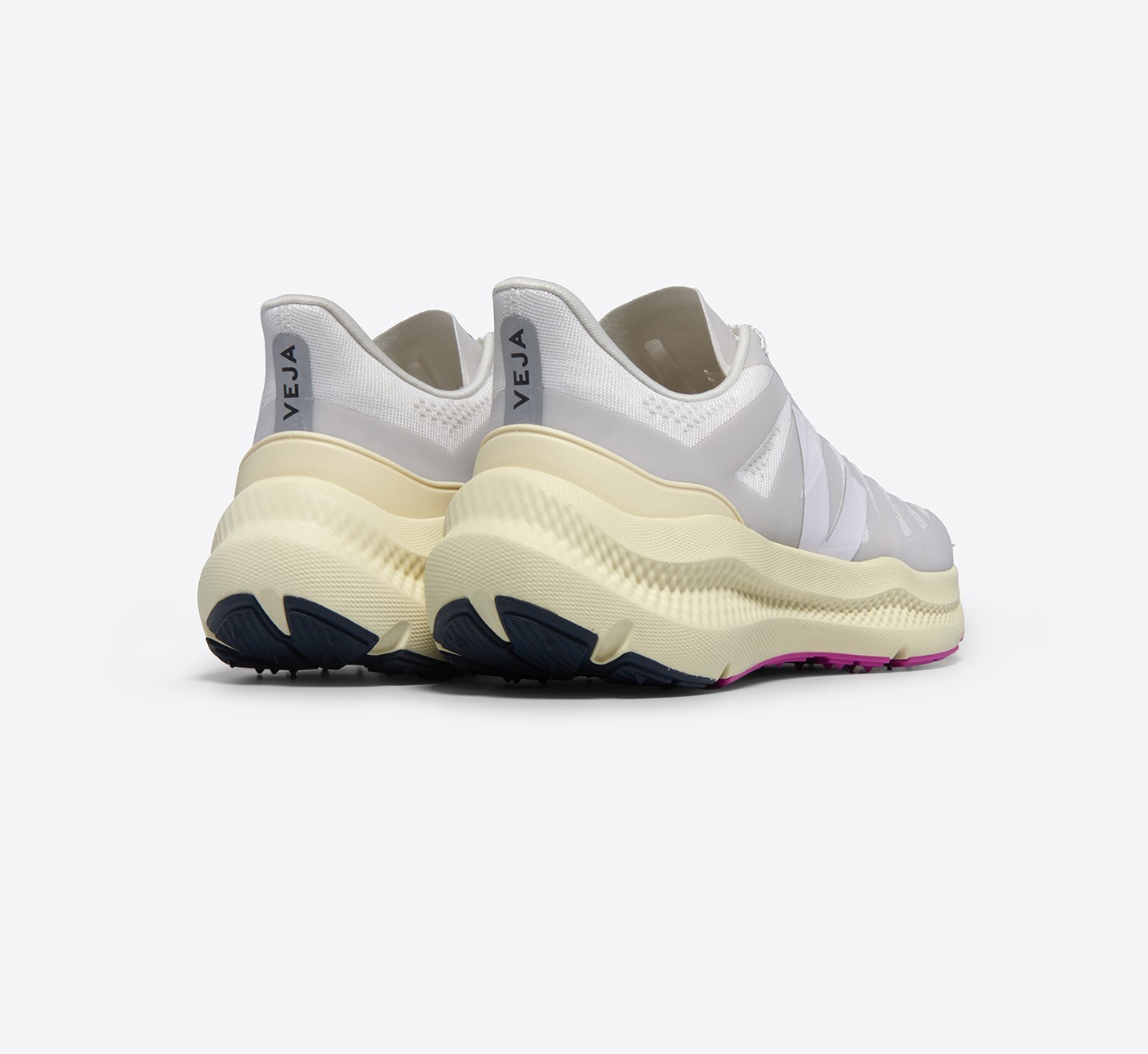 Tênis Canary Light Alveomesh Tonic Black | VEJA - VERT